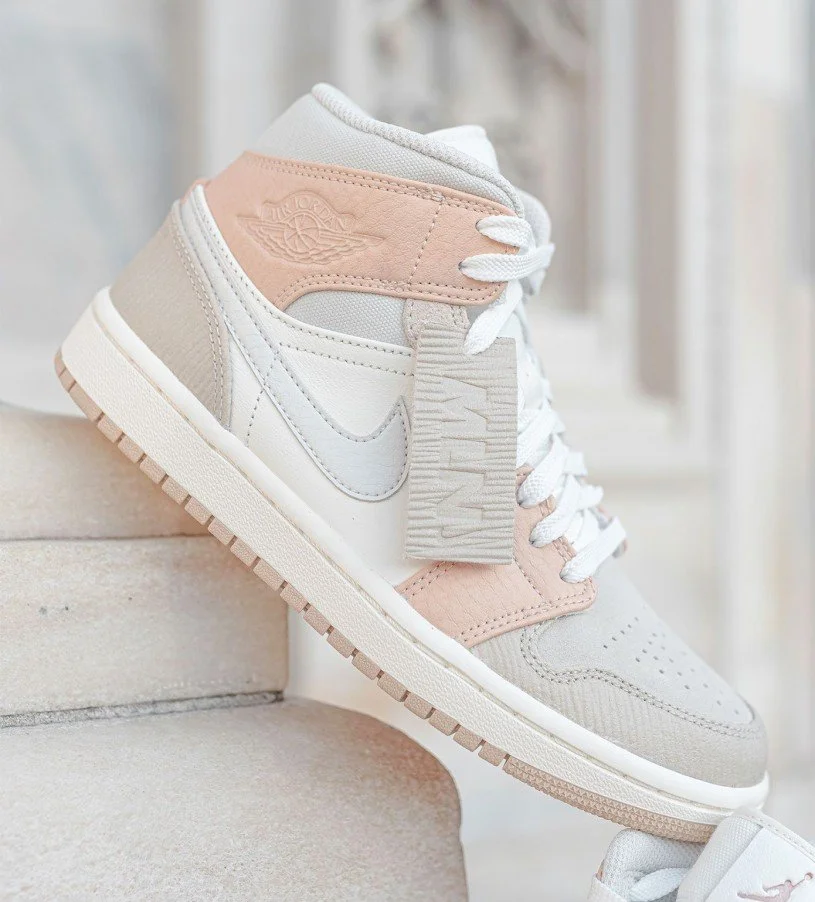 Кроссовки Nike Air Jordan 1 Mid Milan купить в Краснодаре