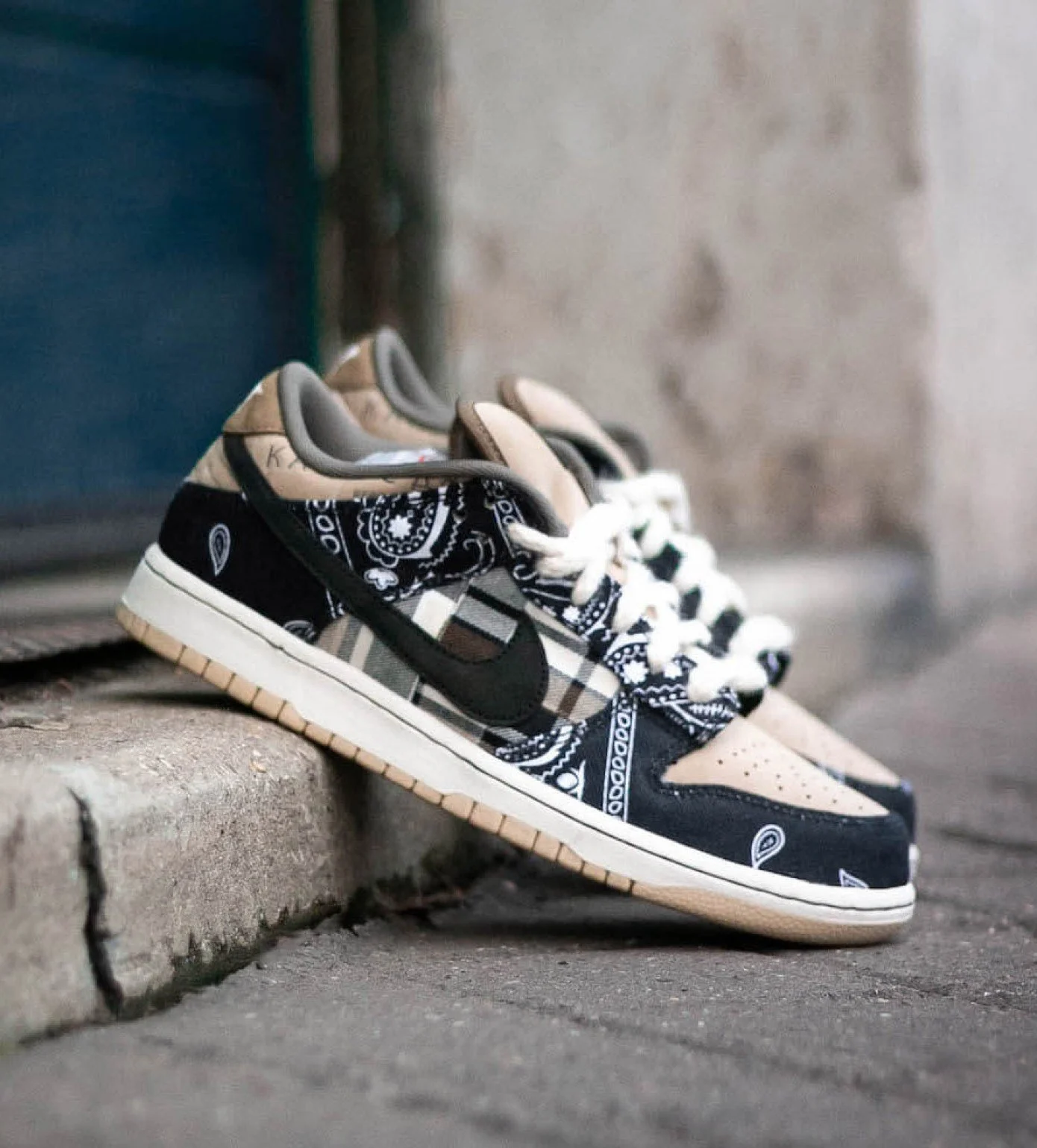 Кроссовки Nike SB Dunk Cactus Jack Travis Scott купить в Краснодаре