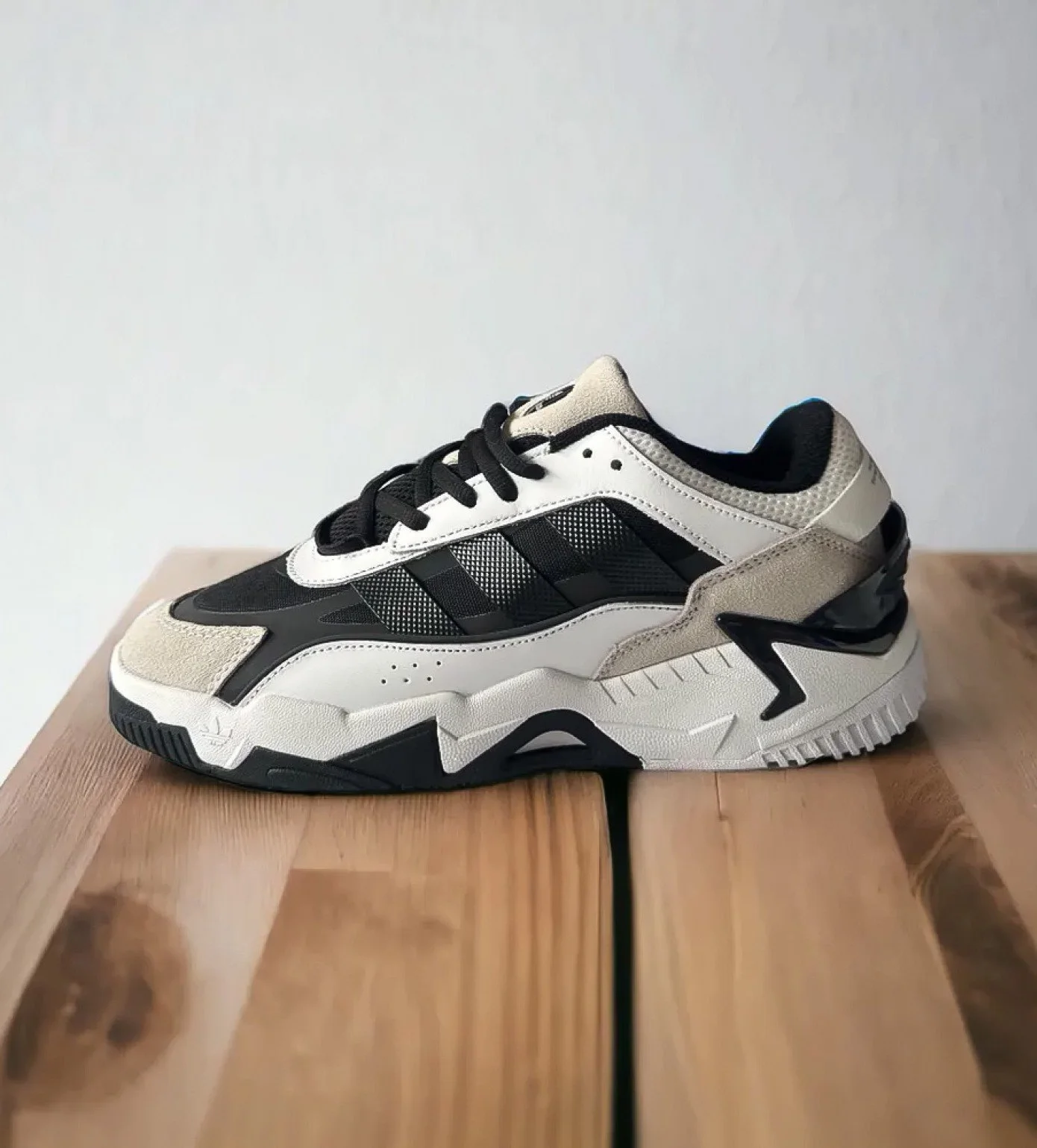 Кроссовки Adidas NiteBall 2 White-Black купить в Краснодаре
